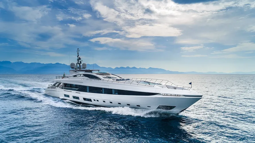 Goldeneye yacht (Overmarine Group, 54m, 2020)